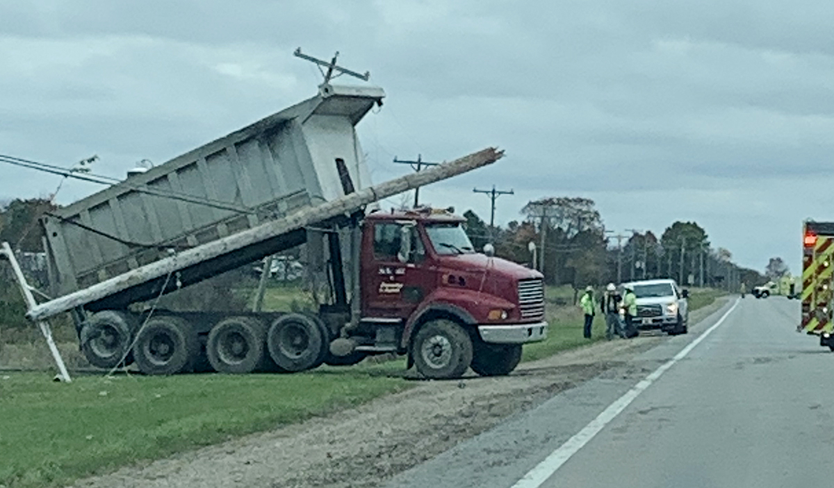 Dump Truck Tangled In Power Lines Causes Us 10 Closure