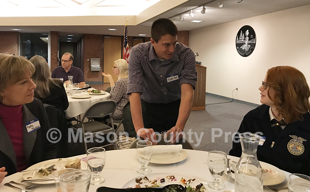 Farm to Fork Gala brings consumers and farmers together ...