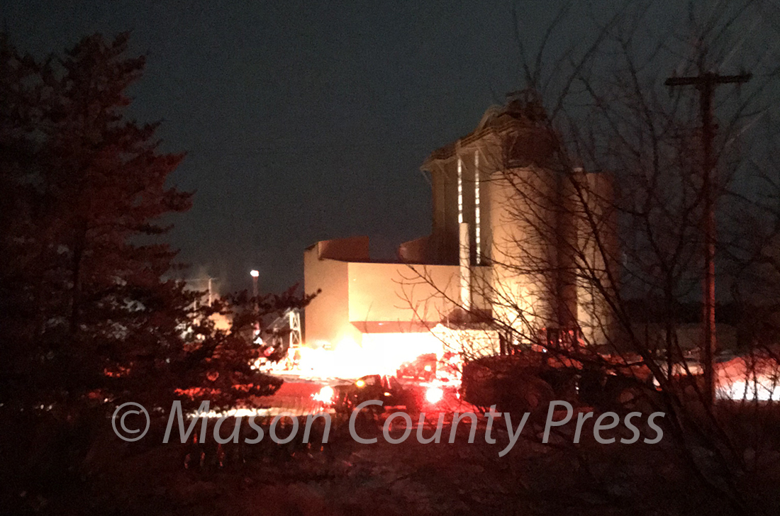 6 fire departments called to fire at Sargent Sand. | MasonCountyPress.com