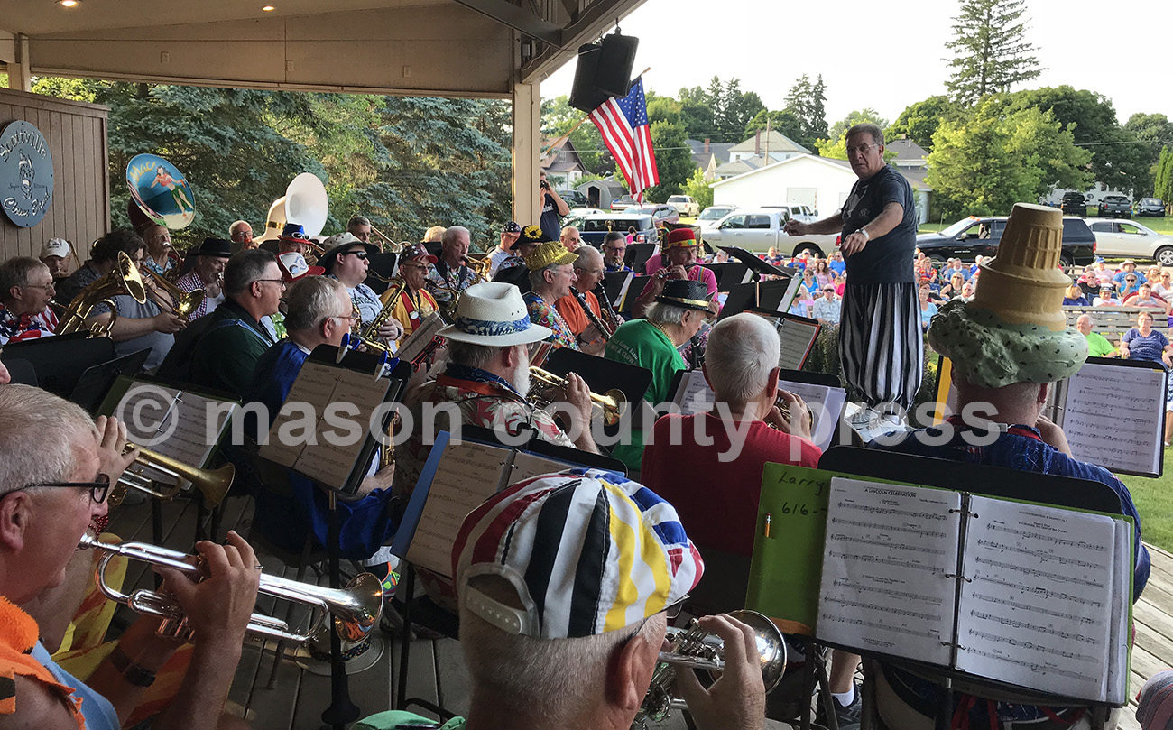 Clown Band to perform Patriotic Concert Tuesday. | MasonCountyPress.com