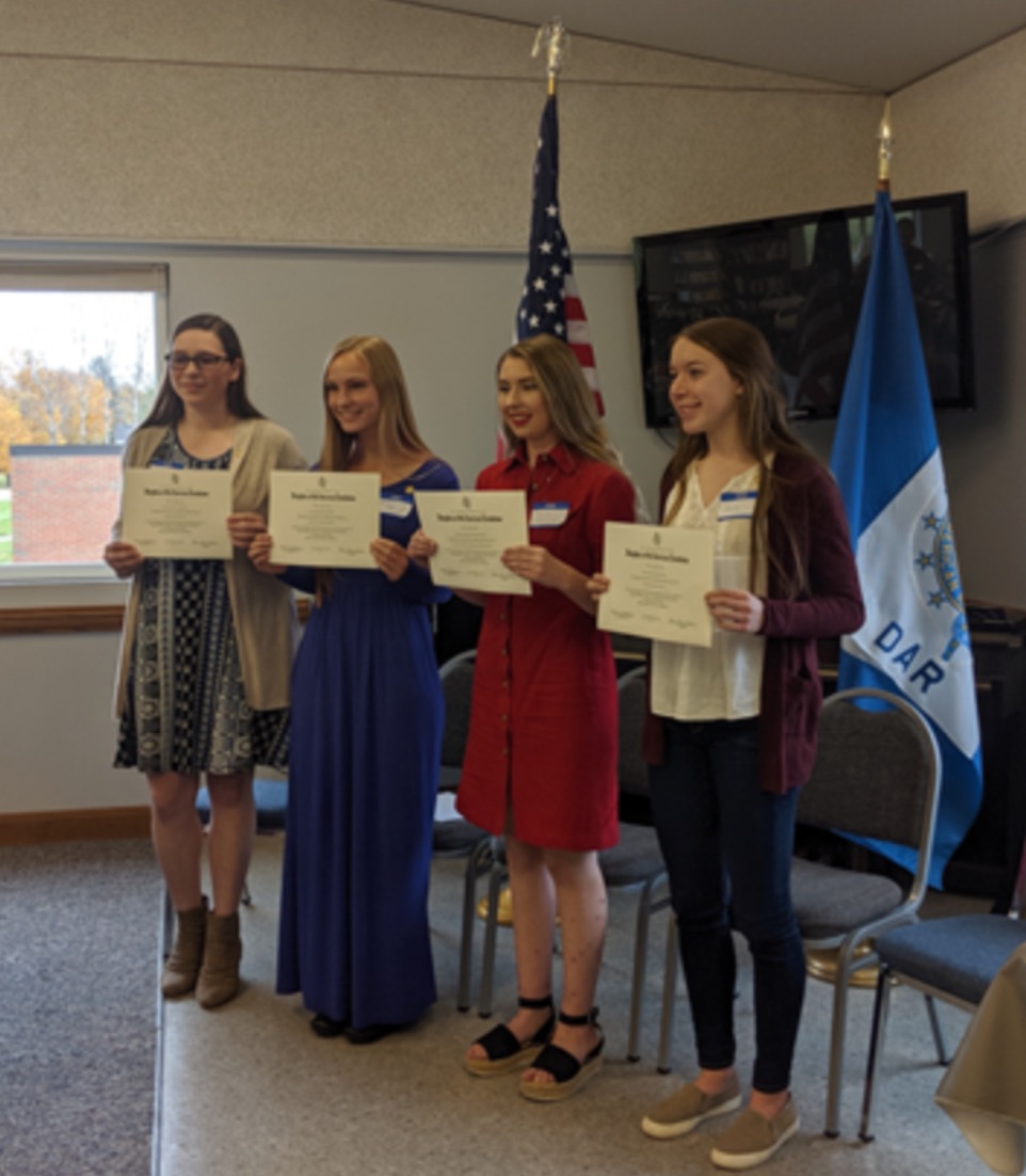 Local students honored as DAR Good Citizens. | MasonCountyPress.com