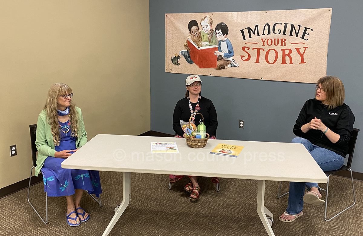 The Scoop: Summer at the Library. | MasonCountyPress.com