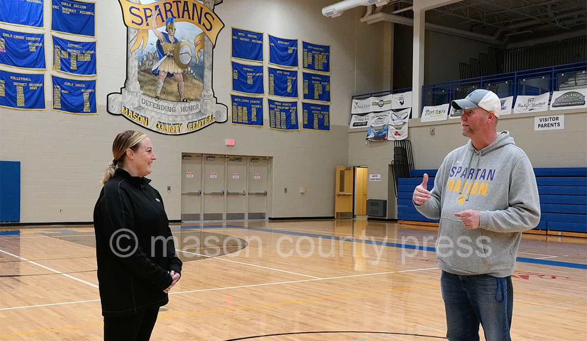 Full Court Press: MCC basketball coach Brent Lyon | MasonCountyPress.com