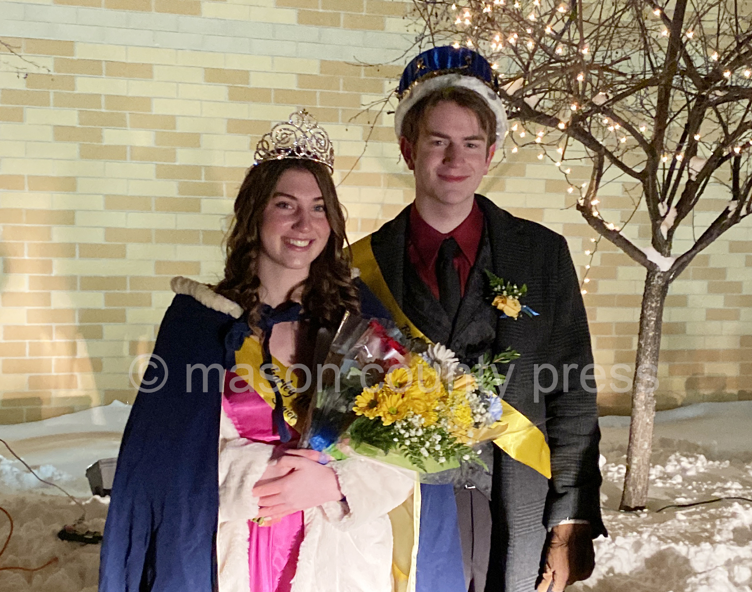MCC homecoming king and queen. | MasonCountyPress.com