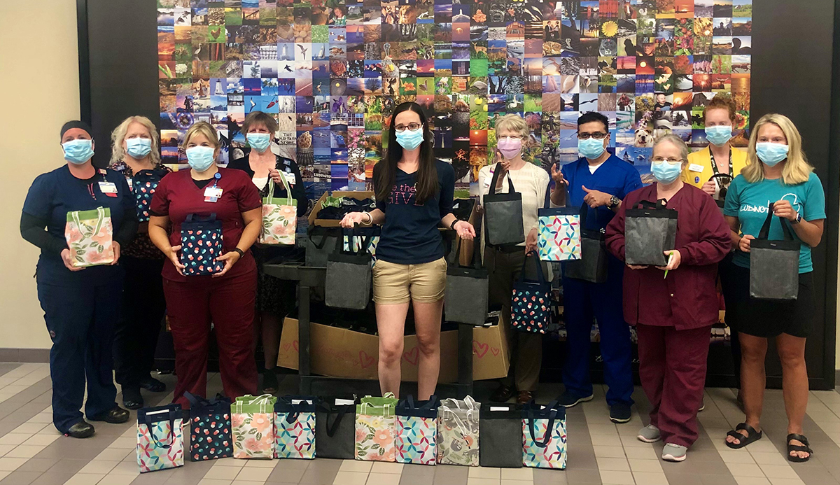 Hospital cancer center receives gift bag donations. | MasonCountyPress.com