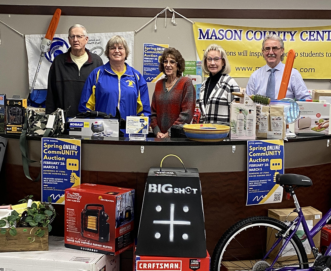 Community Auction raises $20,000 for MCC. | MasonCountyPress.com