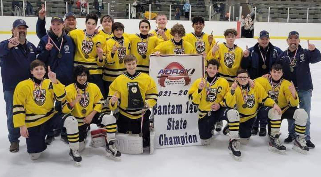 VIDEO: West Shore Wolves hockey: State Champions | MasonCountyPress.com