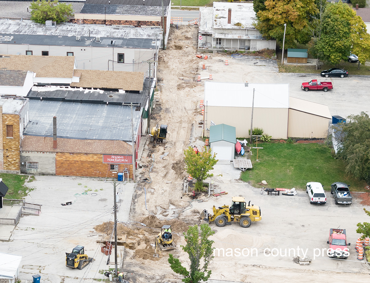 Scottville replaces 90-plus year old water main | MasonCountyPress.com