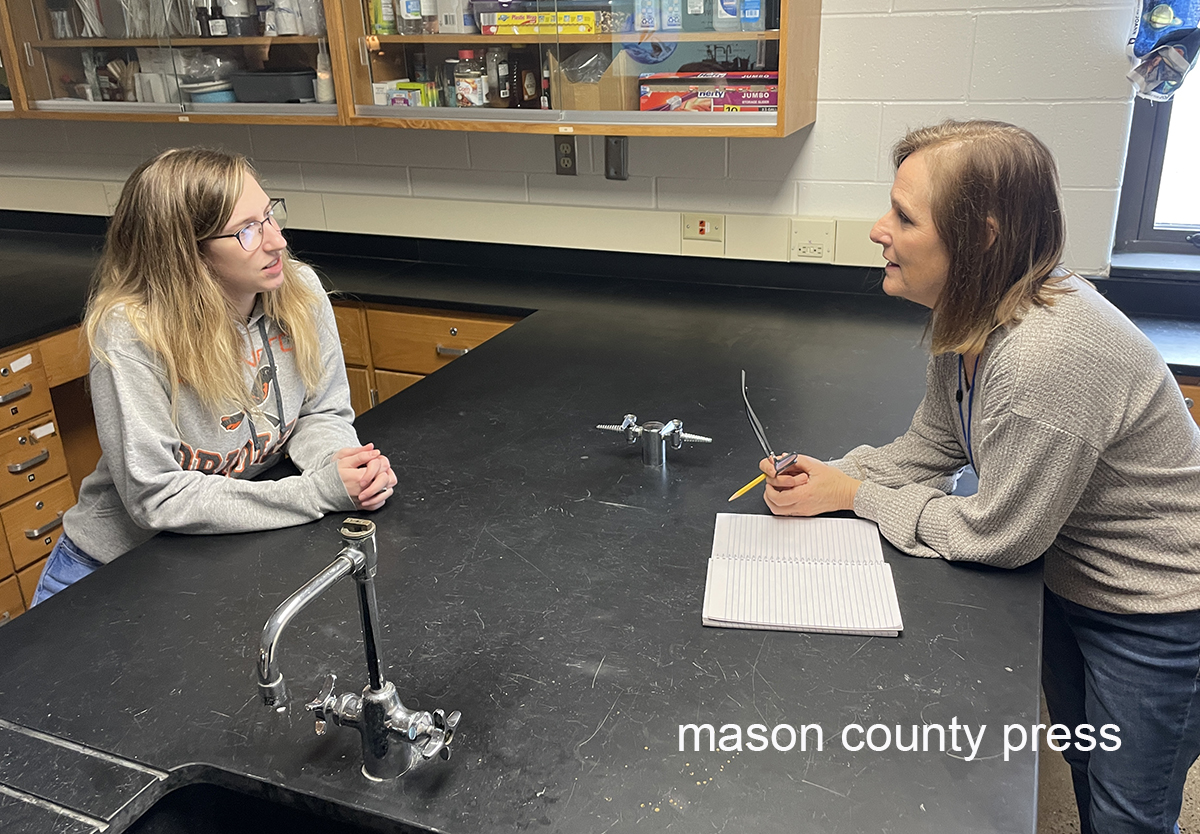 ESD offers mentoring to new teachers through New Teacher Coaching ...