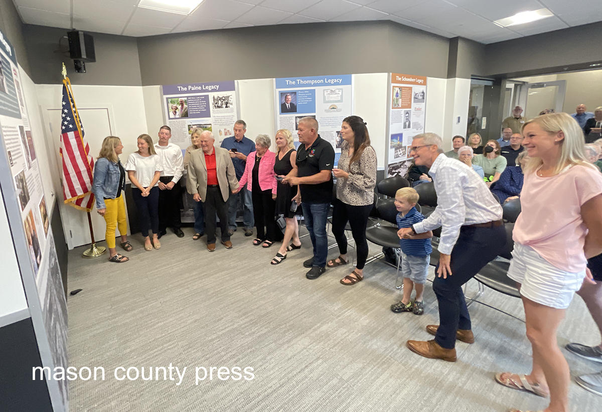 Neal family, House of Flavors honored by Historical Society ...