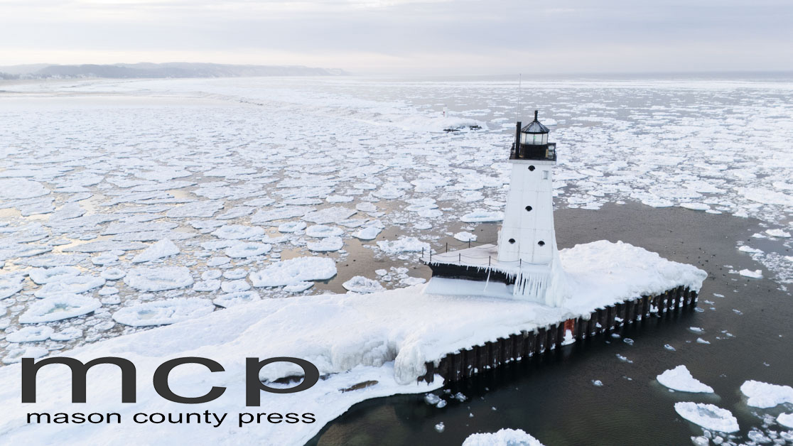 Video: Lighthouse on ice | MasonCountyPress.com