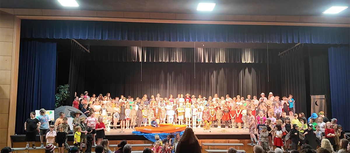 VIDEO: MCC Upper Elementary Spring Musical Program | MasonCountyPress.com