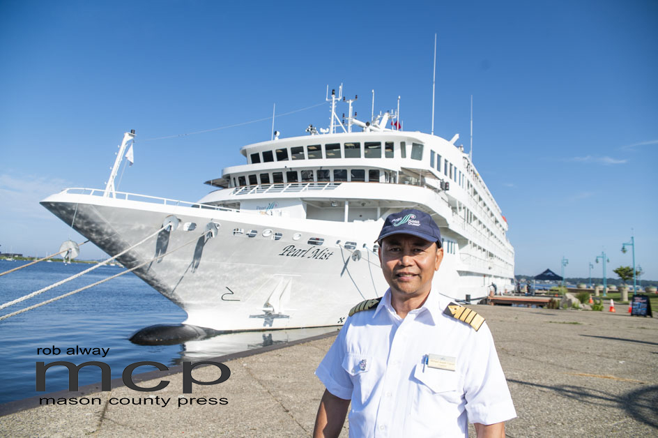 Touring a Great Lakes cruise ship, the Pearl Mist | MasonCountyPress.com