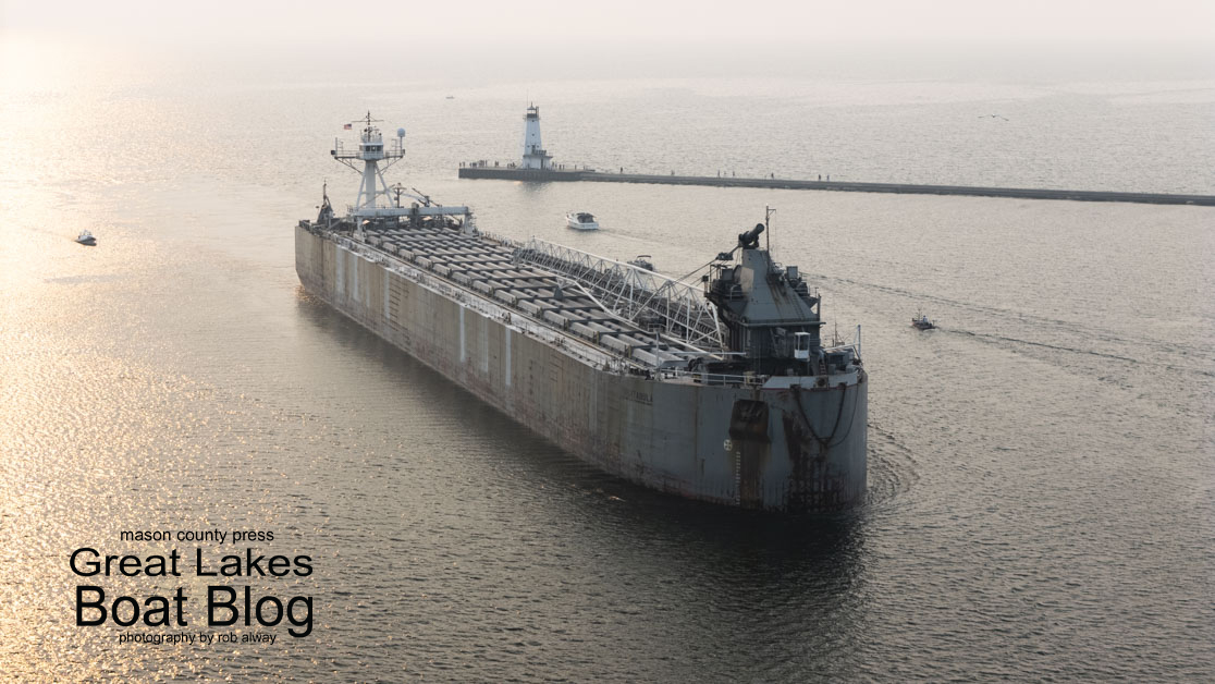 The Defiance/Ashtabula tug/barge at Ludington port | MasonCountyPress.com